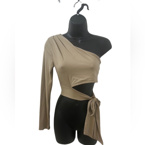 Miss Lola | Tops | Nwt Miss Lola Tan One Shoulder Crop Top Large | Poshmark